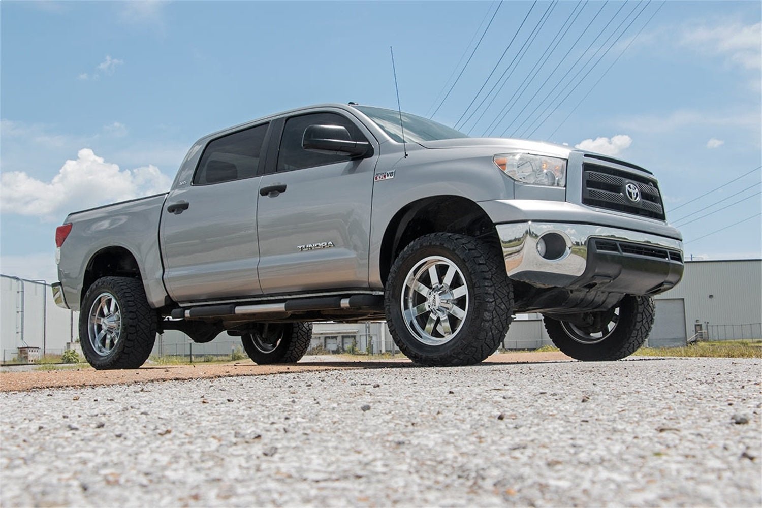 Rough Country 3.5 in Suspension Lift Kit w/Shocks - 76857RED – Black ...